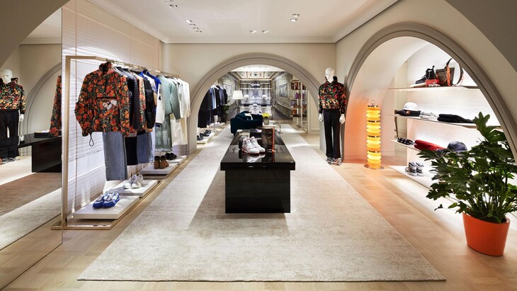 Louis Vuitton Firenze store, Italy