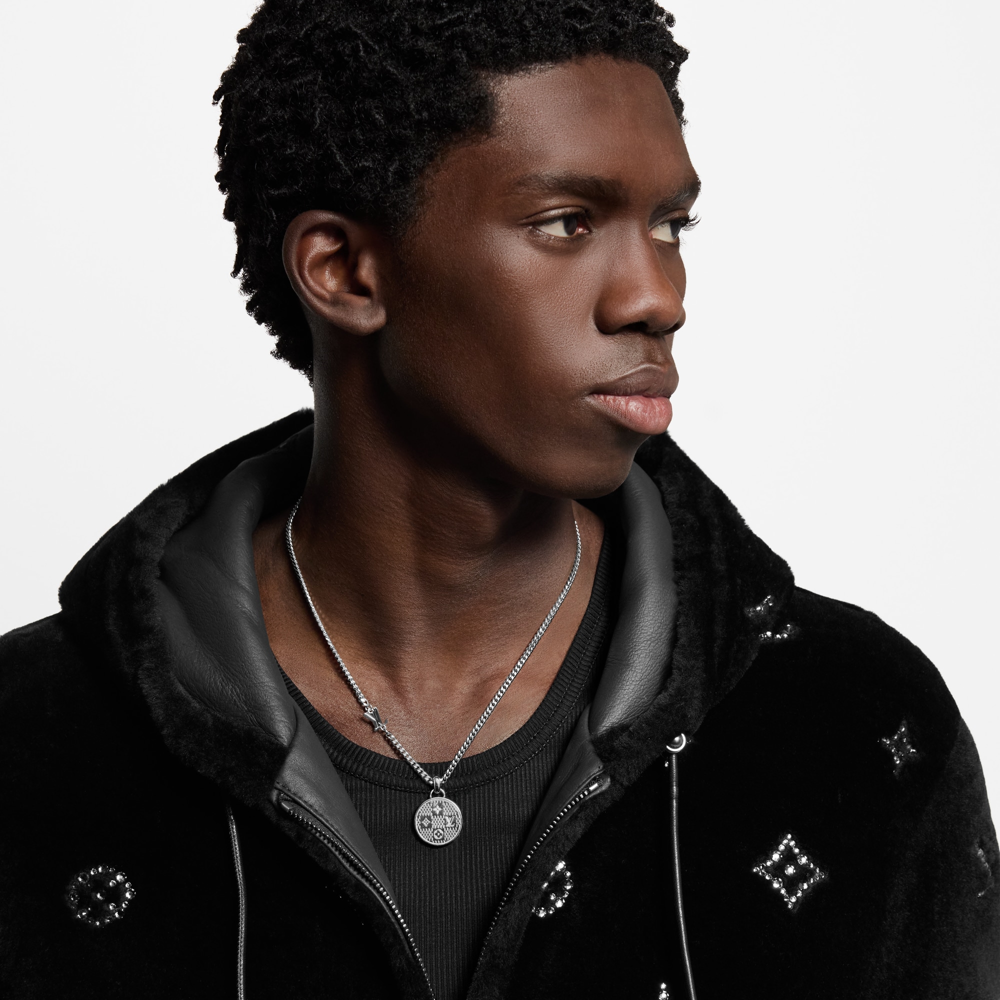 Collier pendentif Damier Staples S00 - Homme - Bijoux Fantaisie | LOUIS ...