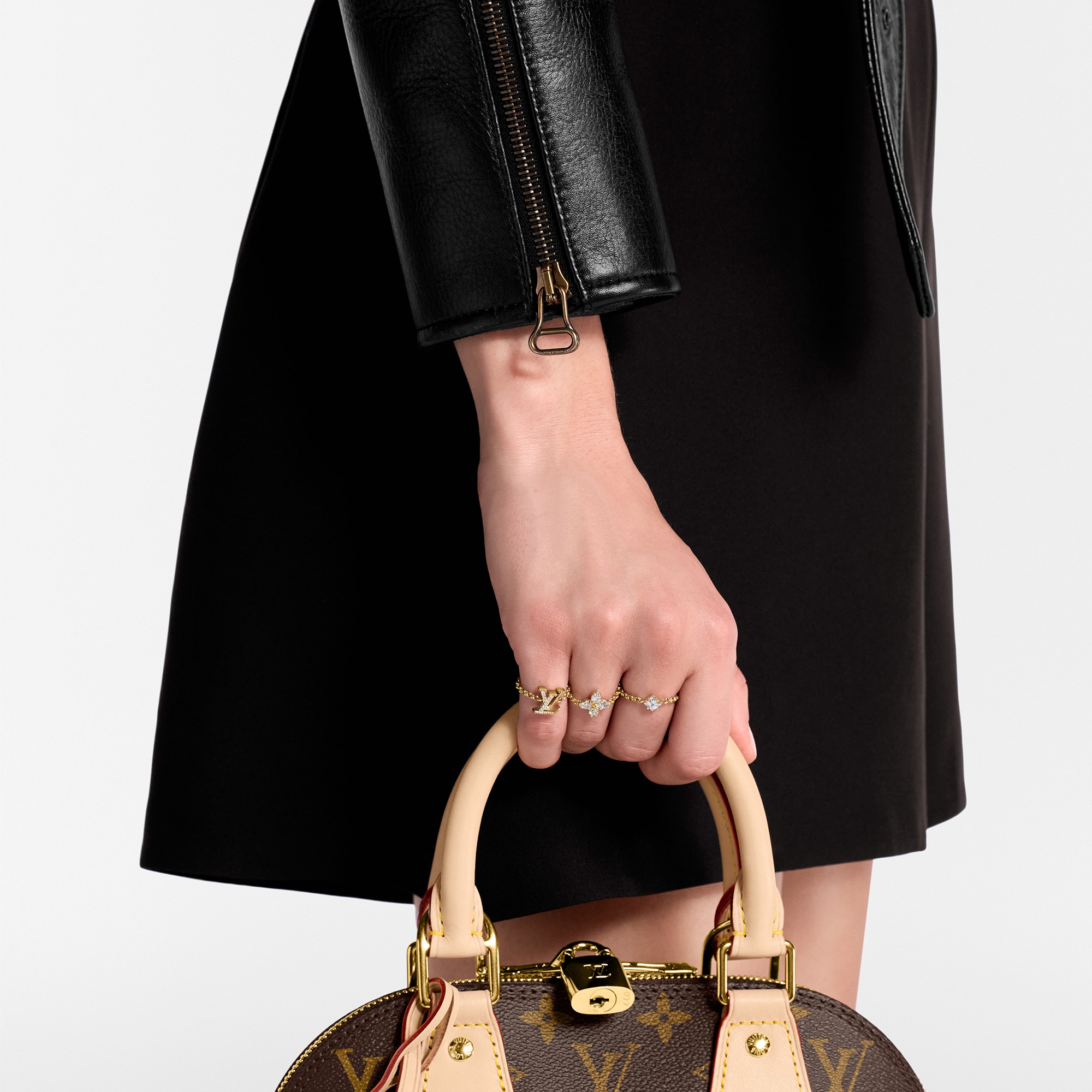 Lady LV Ring Set S00 - Women - Fashion Jewelry | LOUIS VUITTON