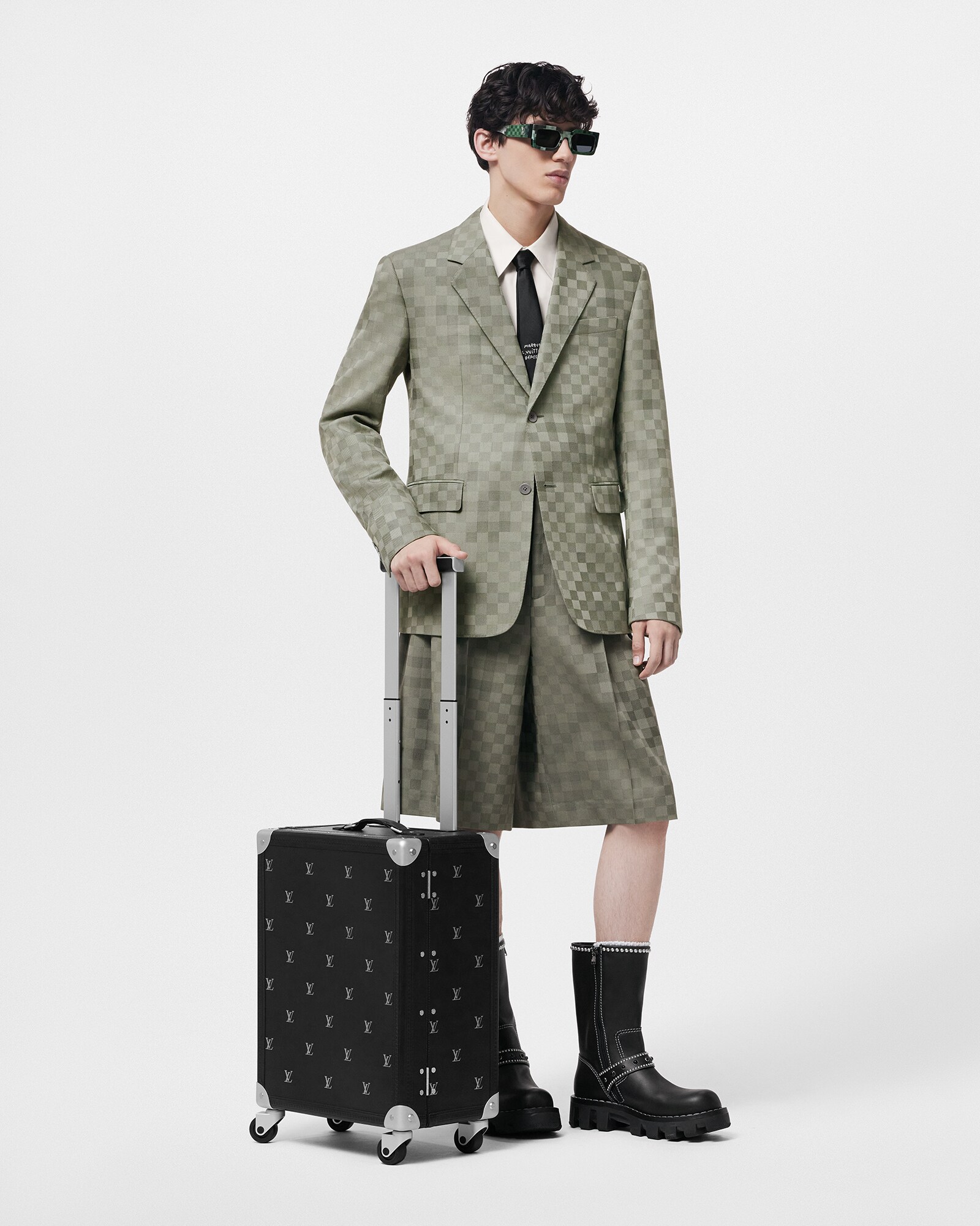 LV Checker Mid Boot - New - For Men | LOUIS VUITTON