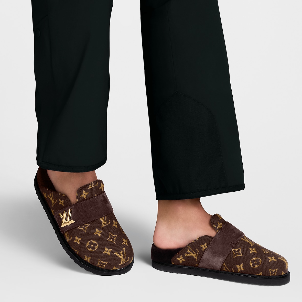 LV Cosy Flat Comfort Closed Mule - Women - Shoes | LOUIS VUITTON