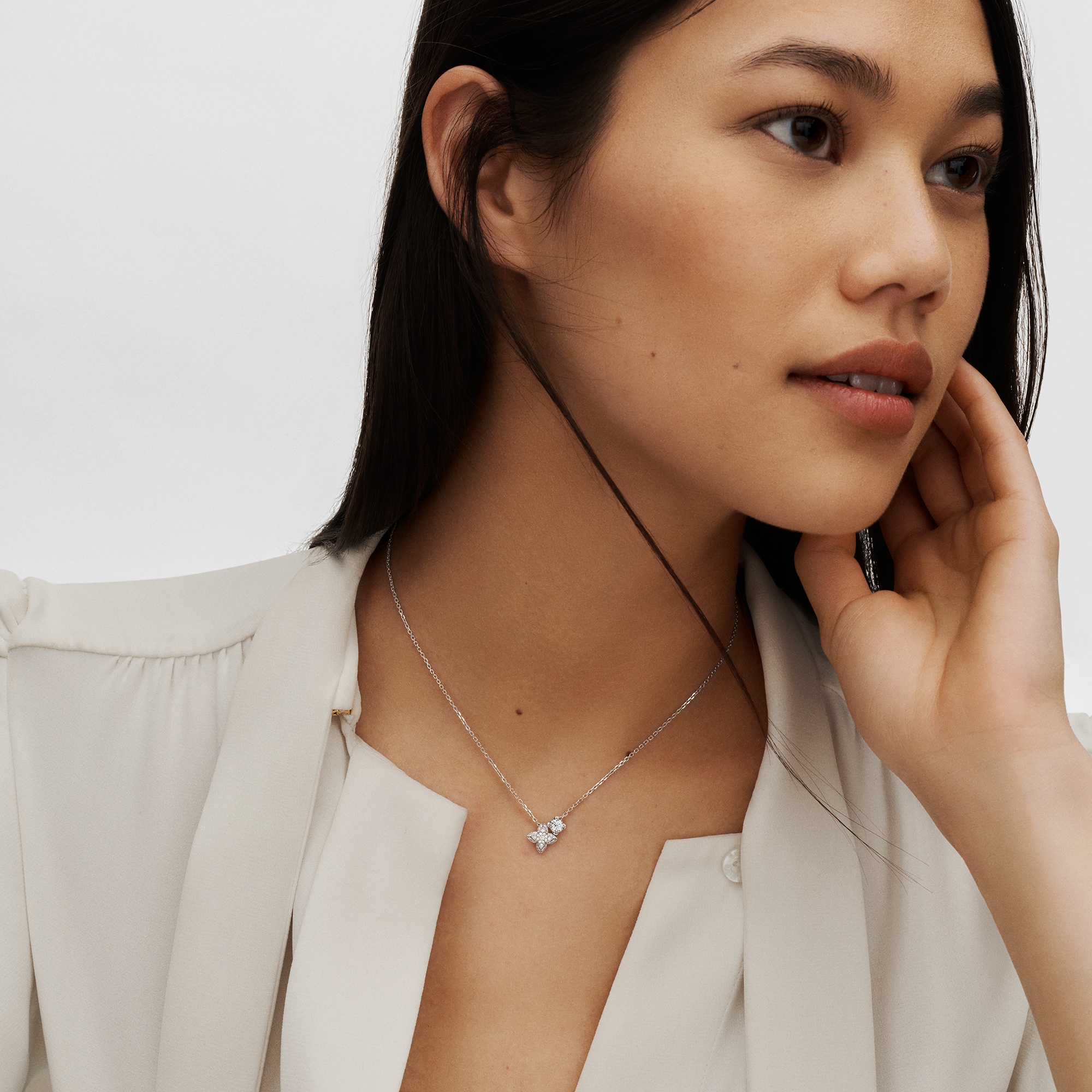 LV Diamonds Double Pendant, Round Brilliant cut - Jewelry - Collections ...